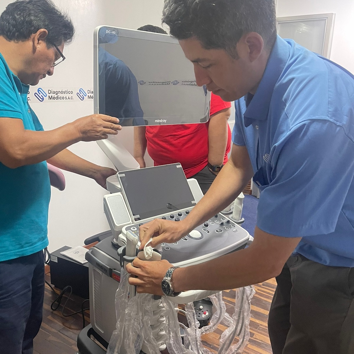 Equipo de Diagnóstico Médico - Diagnóstico Médico SAC Perú